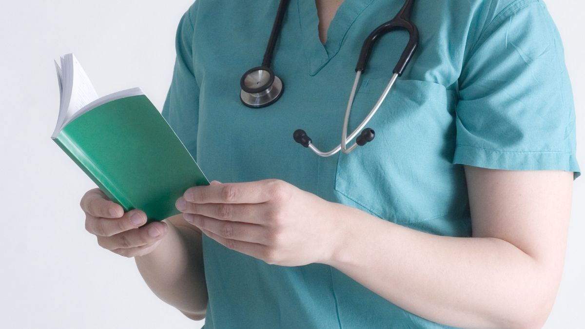 Medical School Application Complete Guide – MedLife Mastery